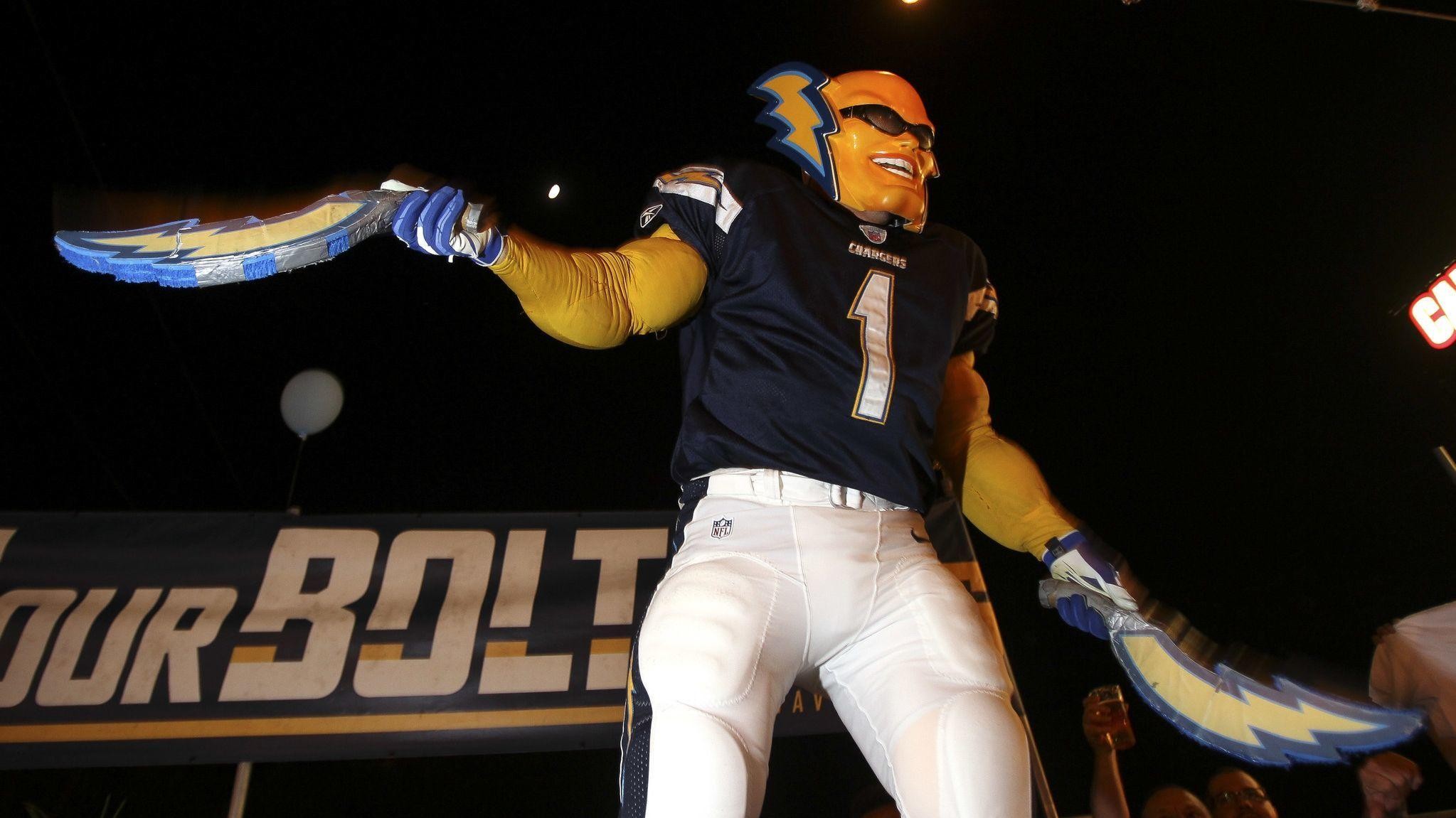 Boltman Auction Ends Without Sale Of Mascot Costume Rights