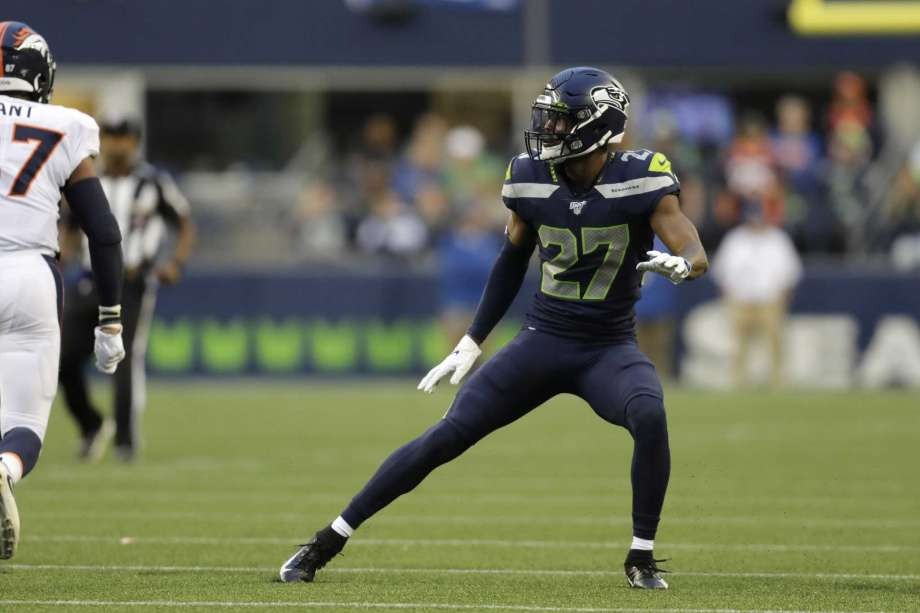 Seahawks rookie Marquise Blair draws attention in 1st game