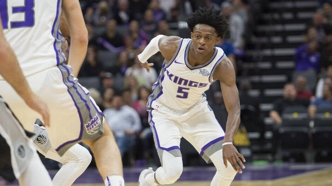 Kings injury: De'Aaron Fox out at Los Angeles Clippers | The Sacramento Bee
