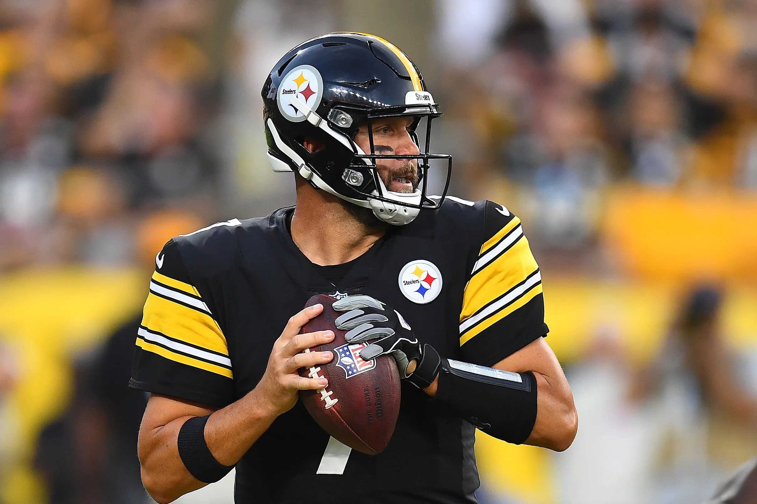 Report: Steelers agree to 2-year extension with Ben Roethlisberger Report: Steelers agree to 2-year extension with Ben Roethlisberger
