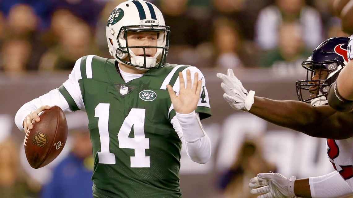 Look for Jets to focus on staff to develop Sam Darnold after horrid season