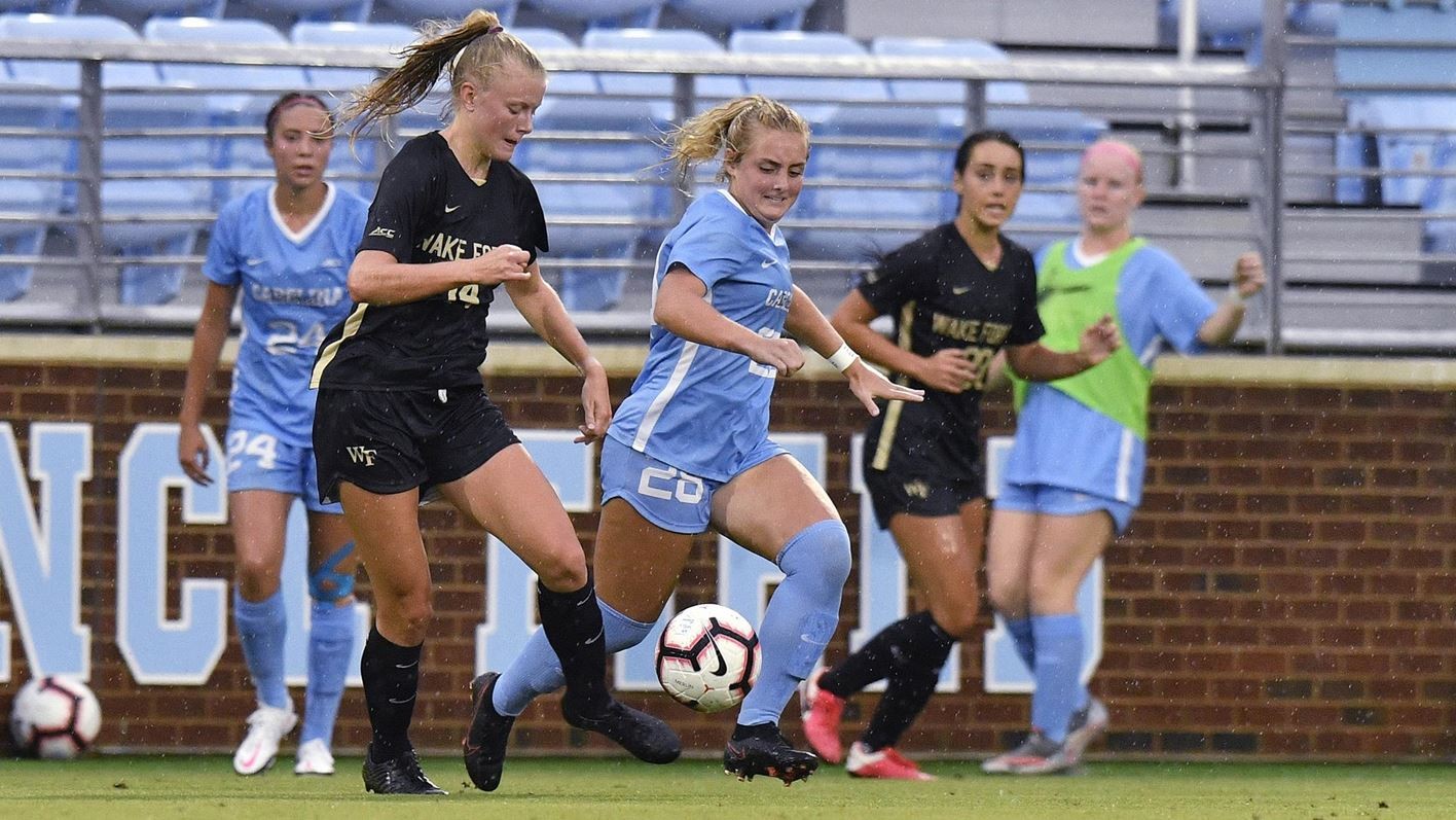 Unc Womens Soccer Remains No 1 In United Soccer Coaches Poll
