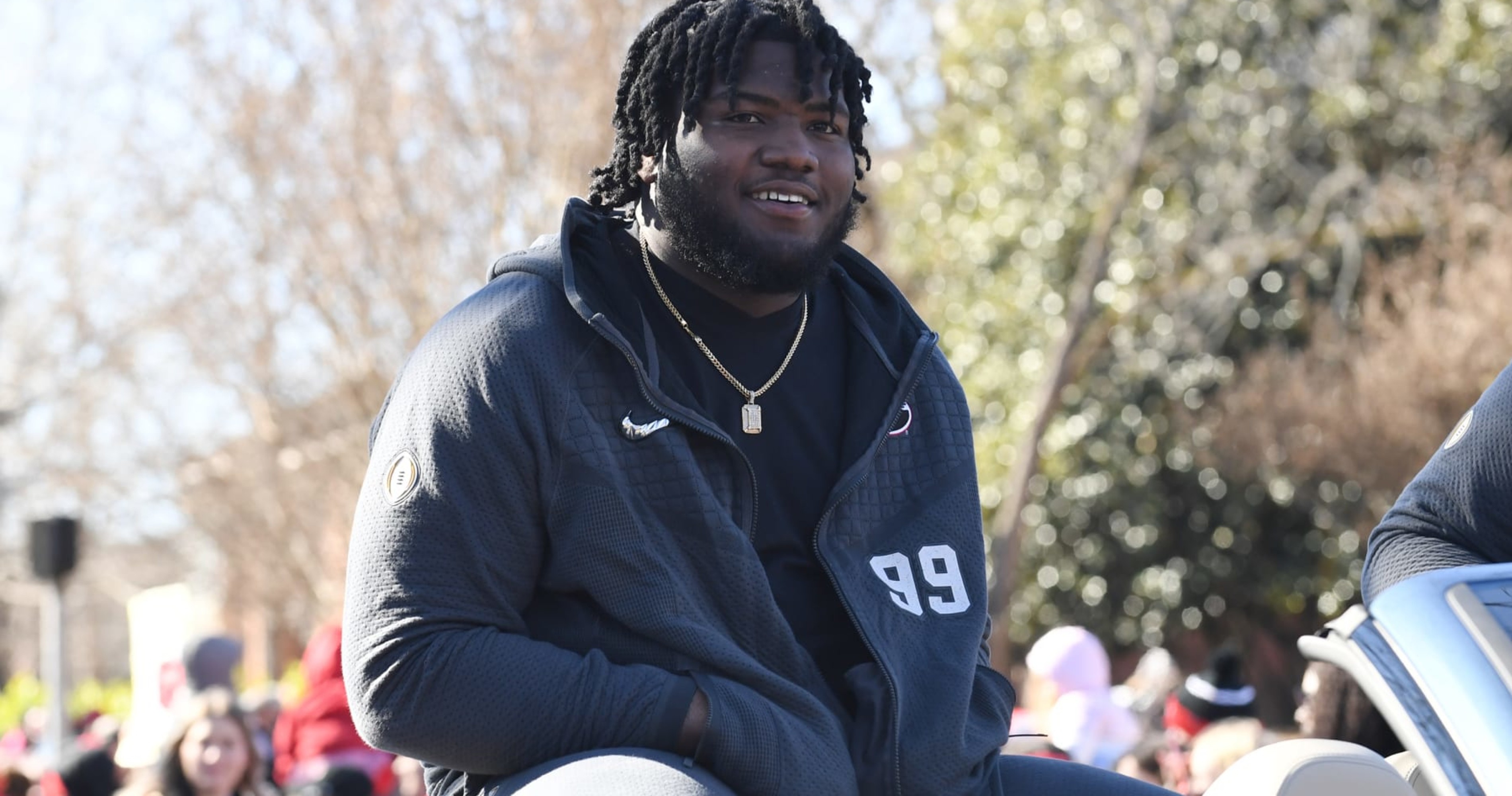 Former Georgia DL Bear Alexander to Transfer to USC over Texas, Miami, Colorado, More