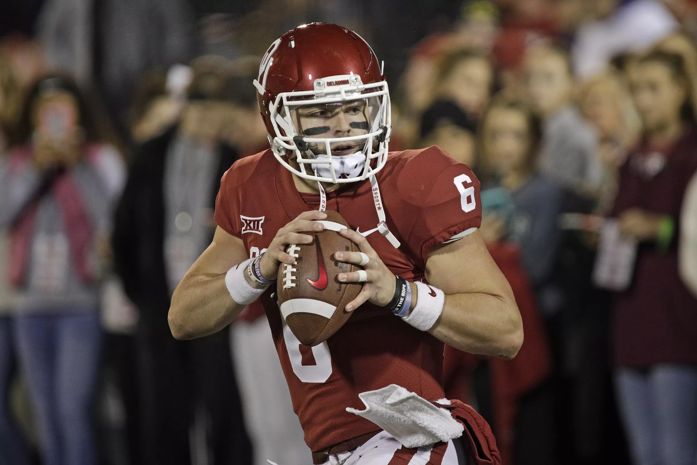 Oklahoma Sooners Football: Baker Mayfield won’t start against West Virginia, but he’ll play