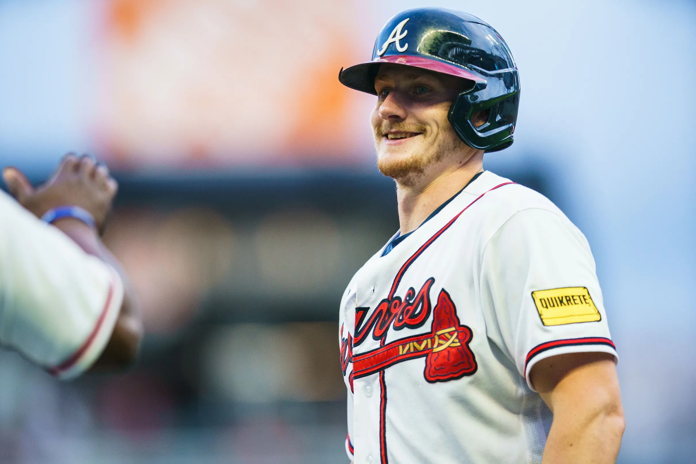 Sean Murphy Leaves Game With Right Hamstring Tightness Updated