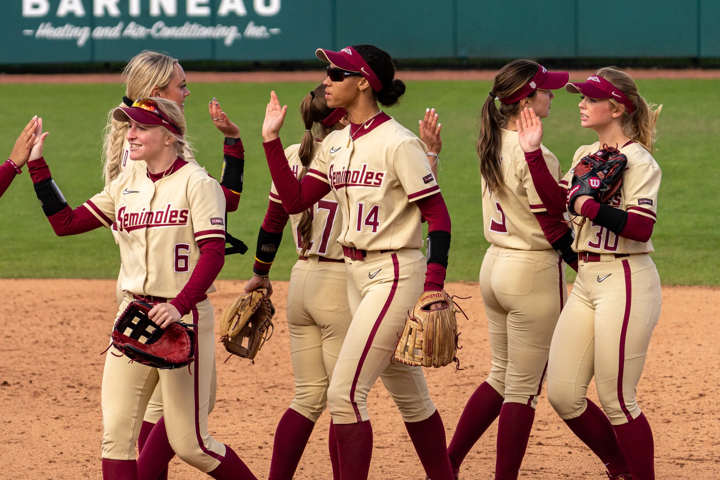 Outside The Chalk Fsu Softball Vs Arkansas Preview With Arkansas