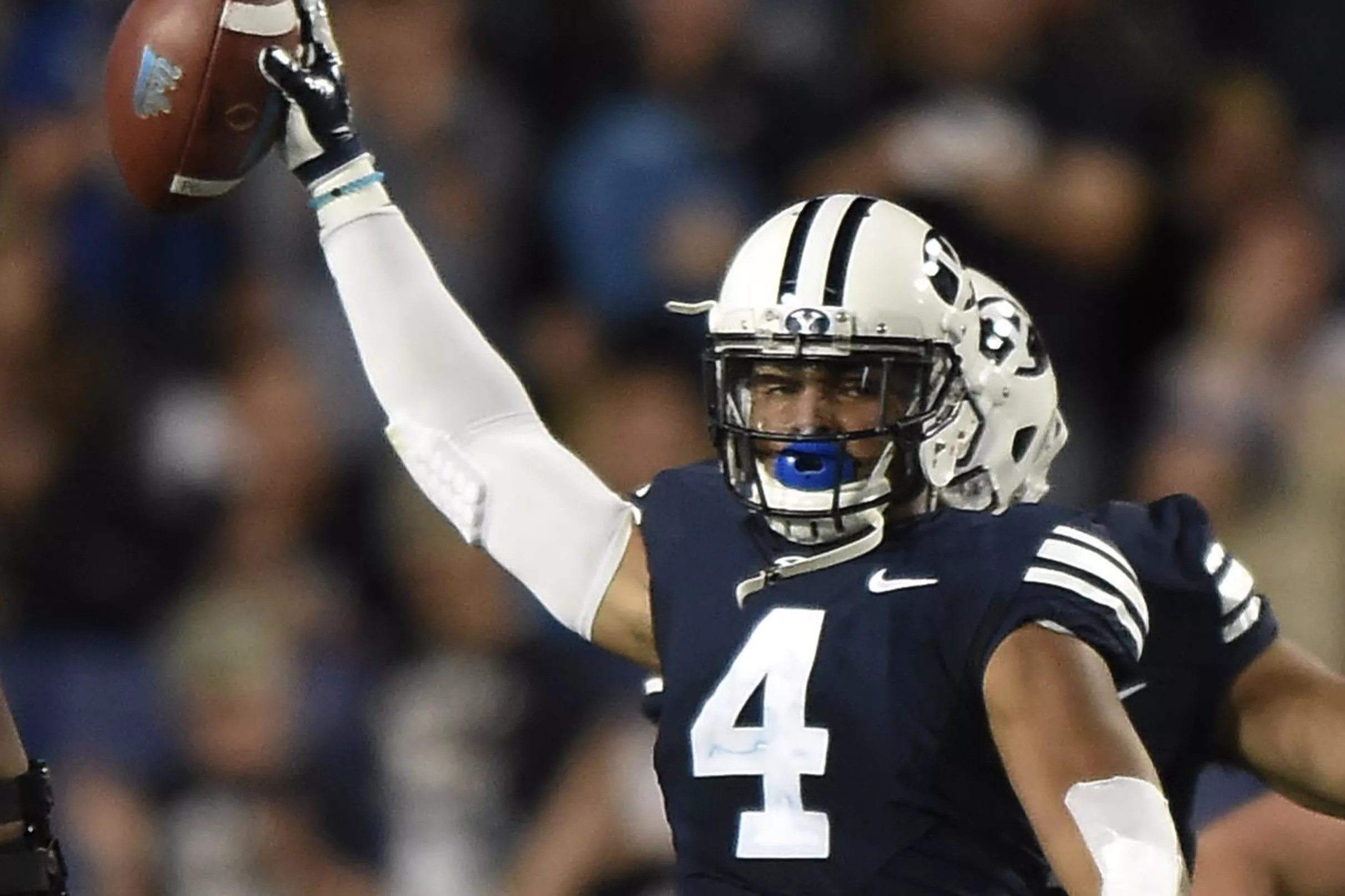 Report: Broncos will have a pre-draft visit with BYU linebacker Fred Warner Report: Broncos will have a pre-draft visit with BYU linebacker Fred Warner