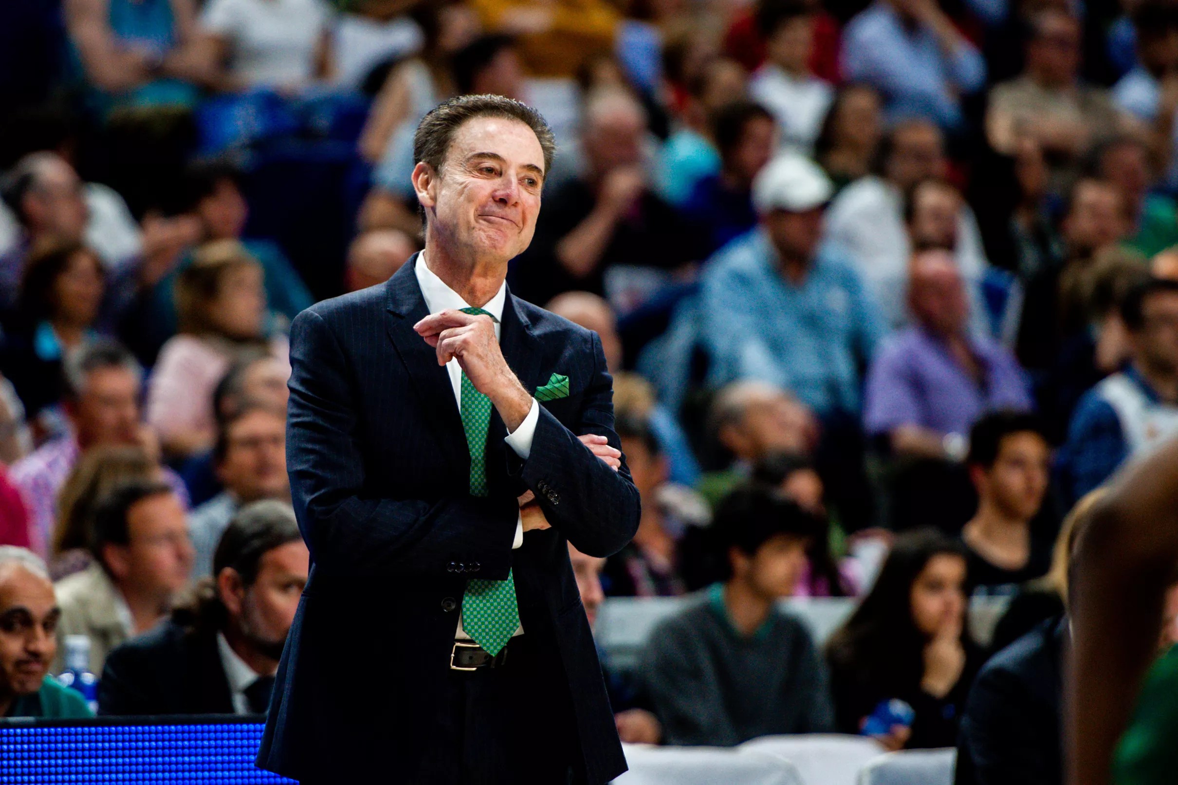 Will Kentucky Or Louisville Fans Ever Honor Rick Pitino