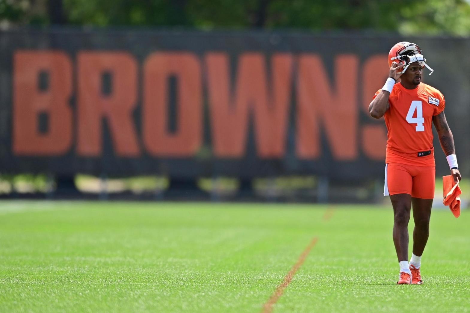 Browns QB Deshaun Watson Suspended For 6 Games