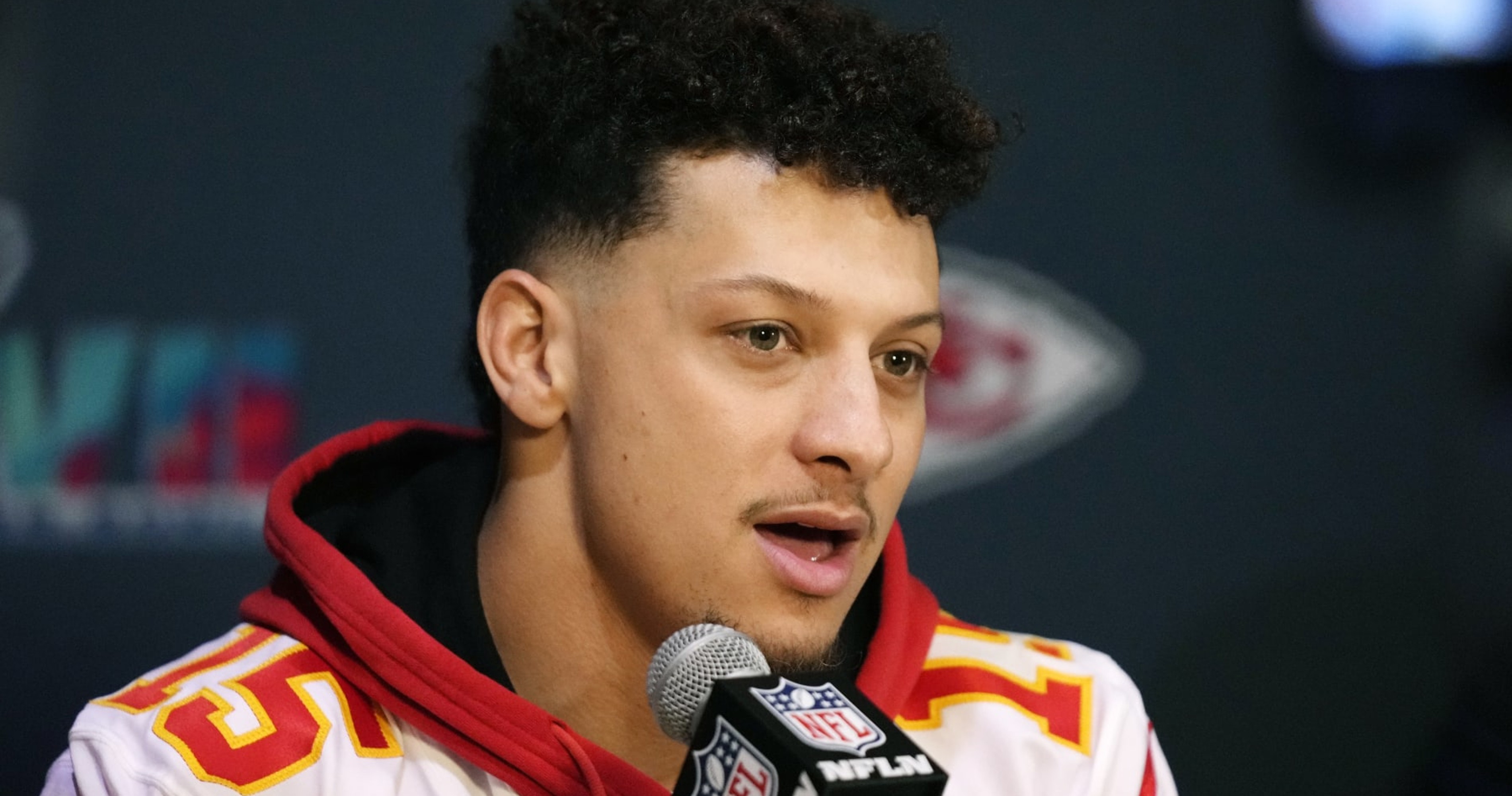 Chiefs' Patrick Mahomes: I'll 'Do My Best' to Chase Tom Brady's 7 Super Bowl Rings