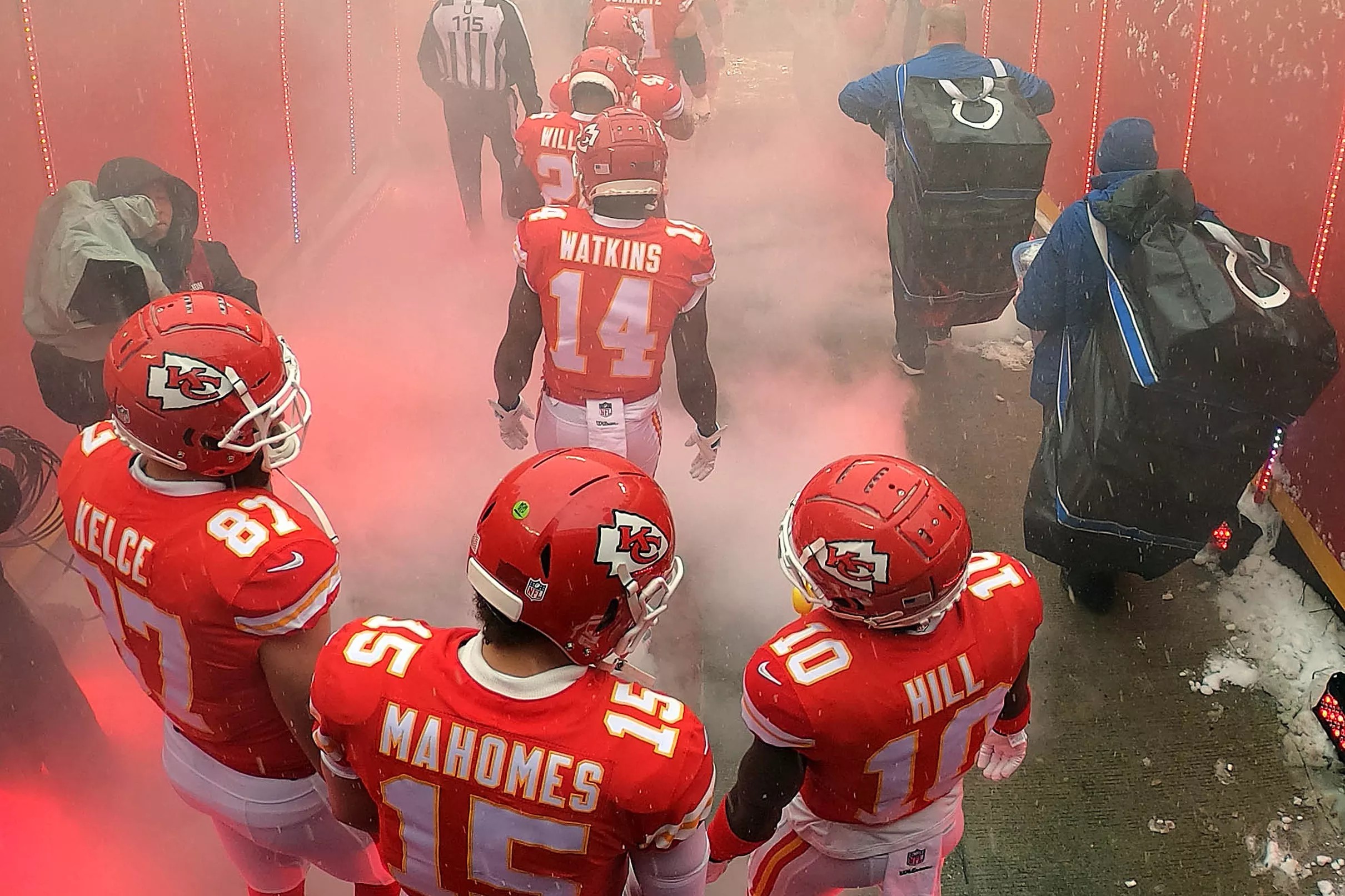 The Chiefs Could Have Three 1 000 yard Receivers In 2019
