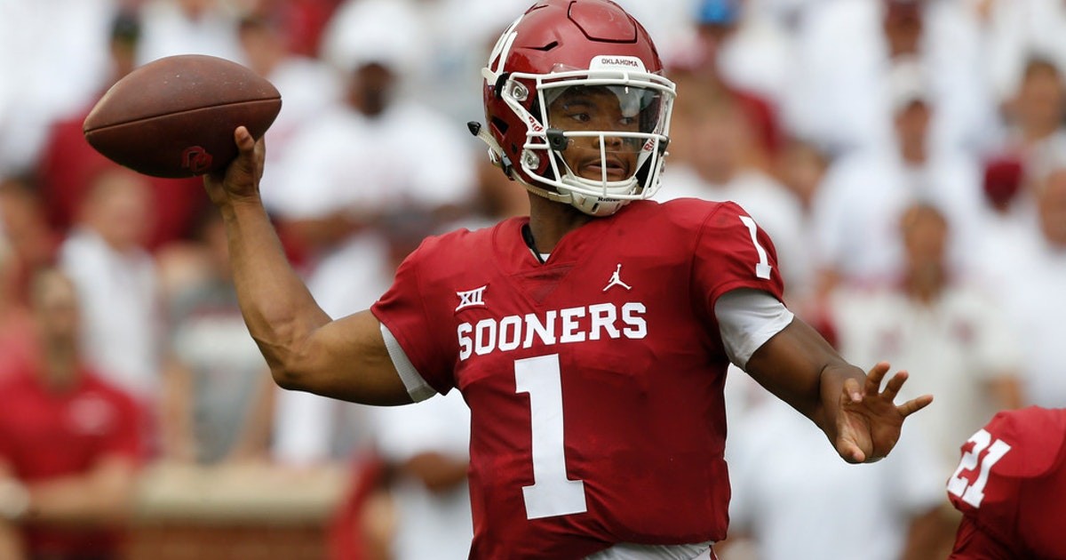 Oklahoma quarterback Kyler Murray wins Davey O'Brien Award
