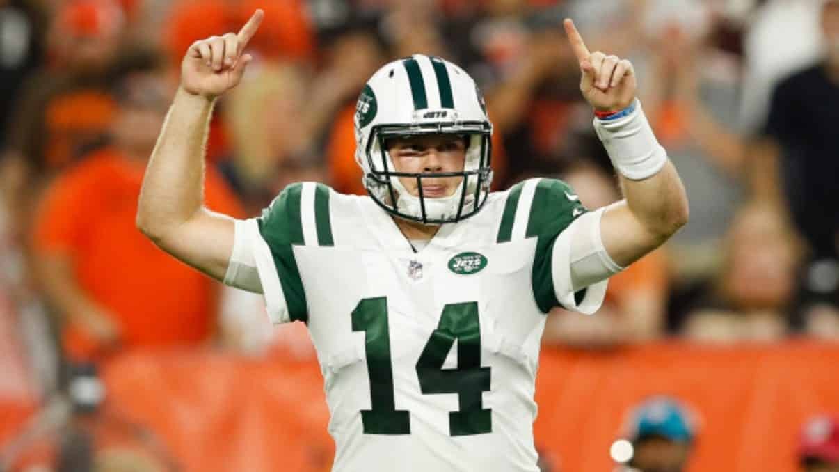 New York Jets QB Sam Darnold working on communicating better in 2019