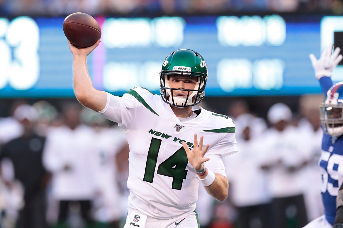 New York Jets: Sam Darnold gets cleared to throw, timetable still unclear
