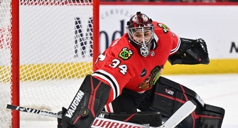 Chicago Blackhawks Rumors & News (with highlights & scores!)