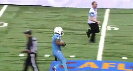 WATCH: Chinese football league shows the NFL why it needs to let ...