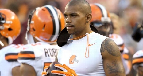Final preseason game a big deal to Vince Mayle, Terrelle Pryor