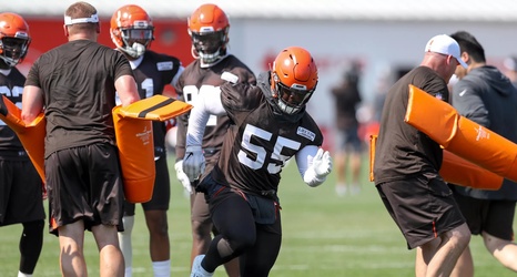 Genard Avery’s absence against the Titans was puzzling