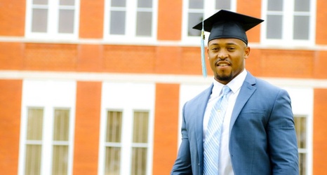 'Once you set your goals, you keep chasing them' - Corey Grant graduates