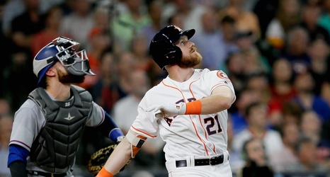 Astros: Derek Fisher recalled with Springer day to day