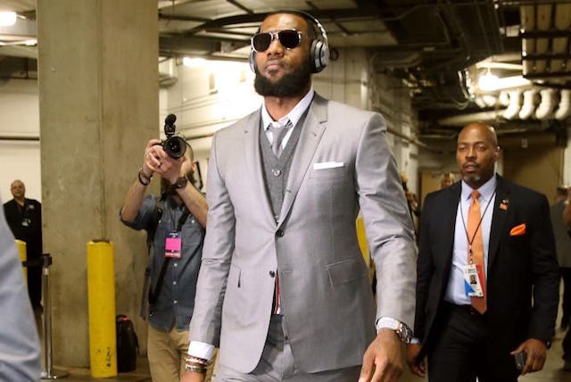 Lakers News: Isaiah Thomas Asks For His After Cavaliers Wearing ...