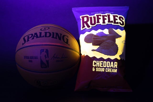 Lakers News: Ruffles Creates Limited Edition Glow In The Dark Bag For ...