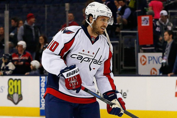 Ex-Flyer Mike Richards begins long road back with Capitals