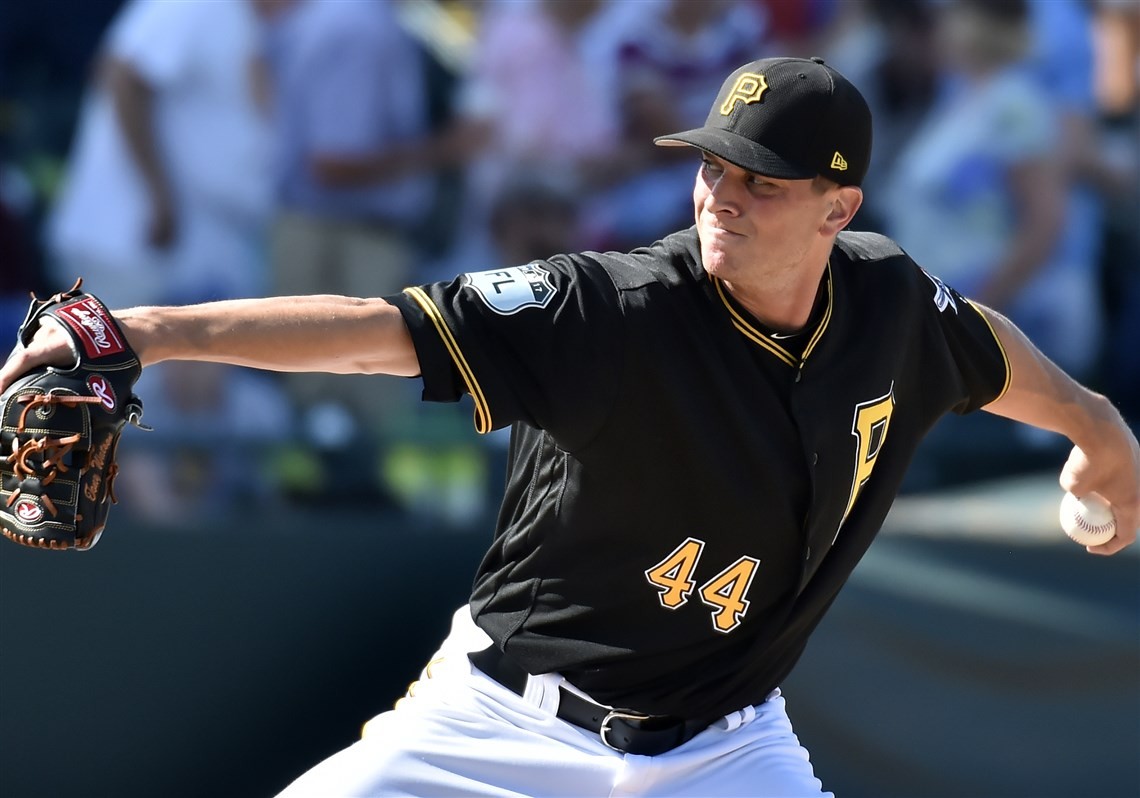 Tony Watson out as Pirates' closer