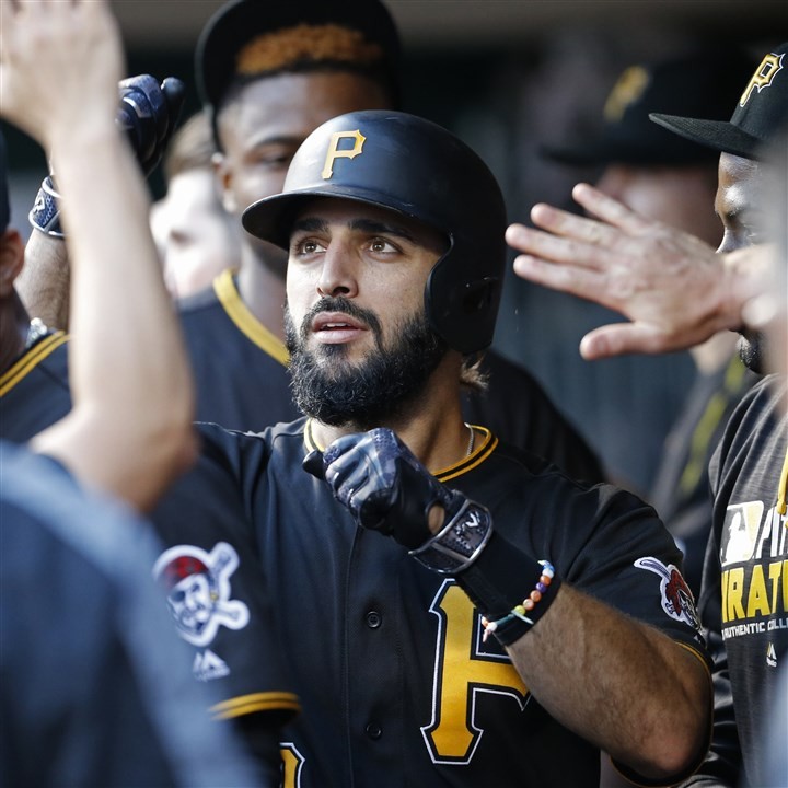 Former Pirate Sean Rodriguez hit in deadly crash; wife, kids hospitalized