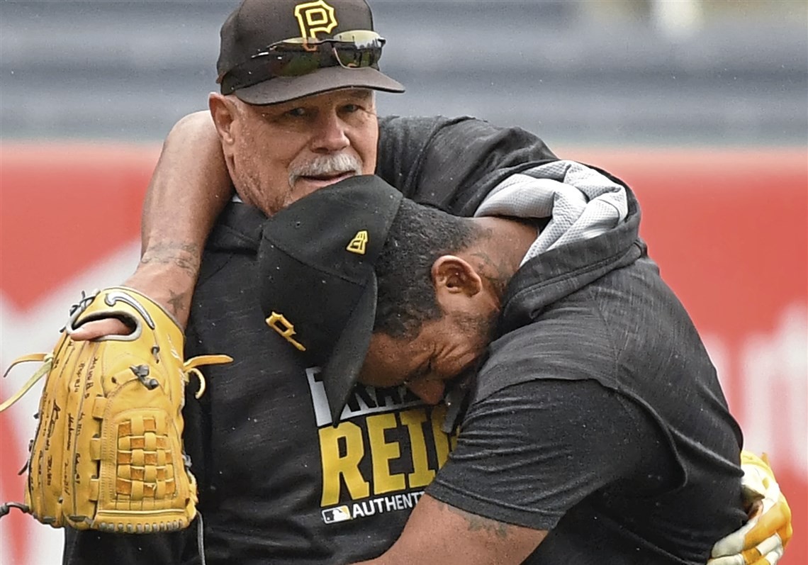 Pirates reach contract extensions with entire coaching staff