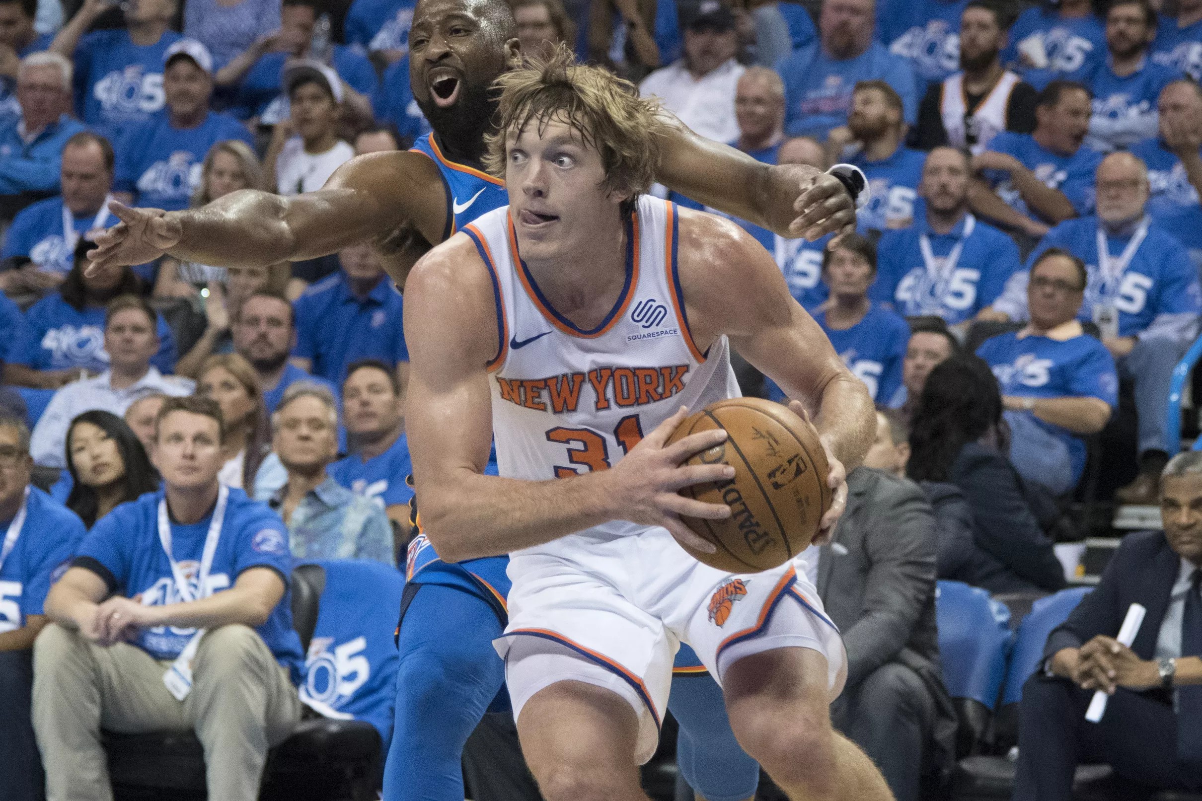 Wizards sign Ron Baker, release Okaro White
