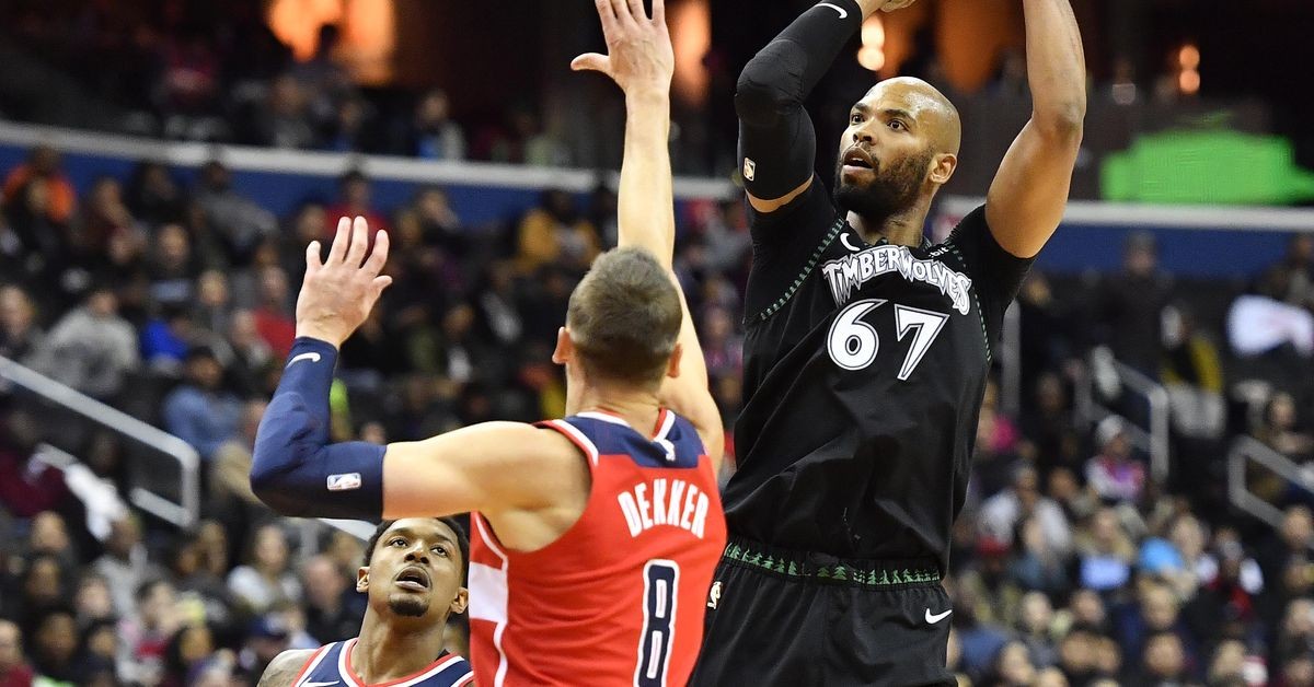 Sam Dekker makes a case that he deserves more consistent playing time