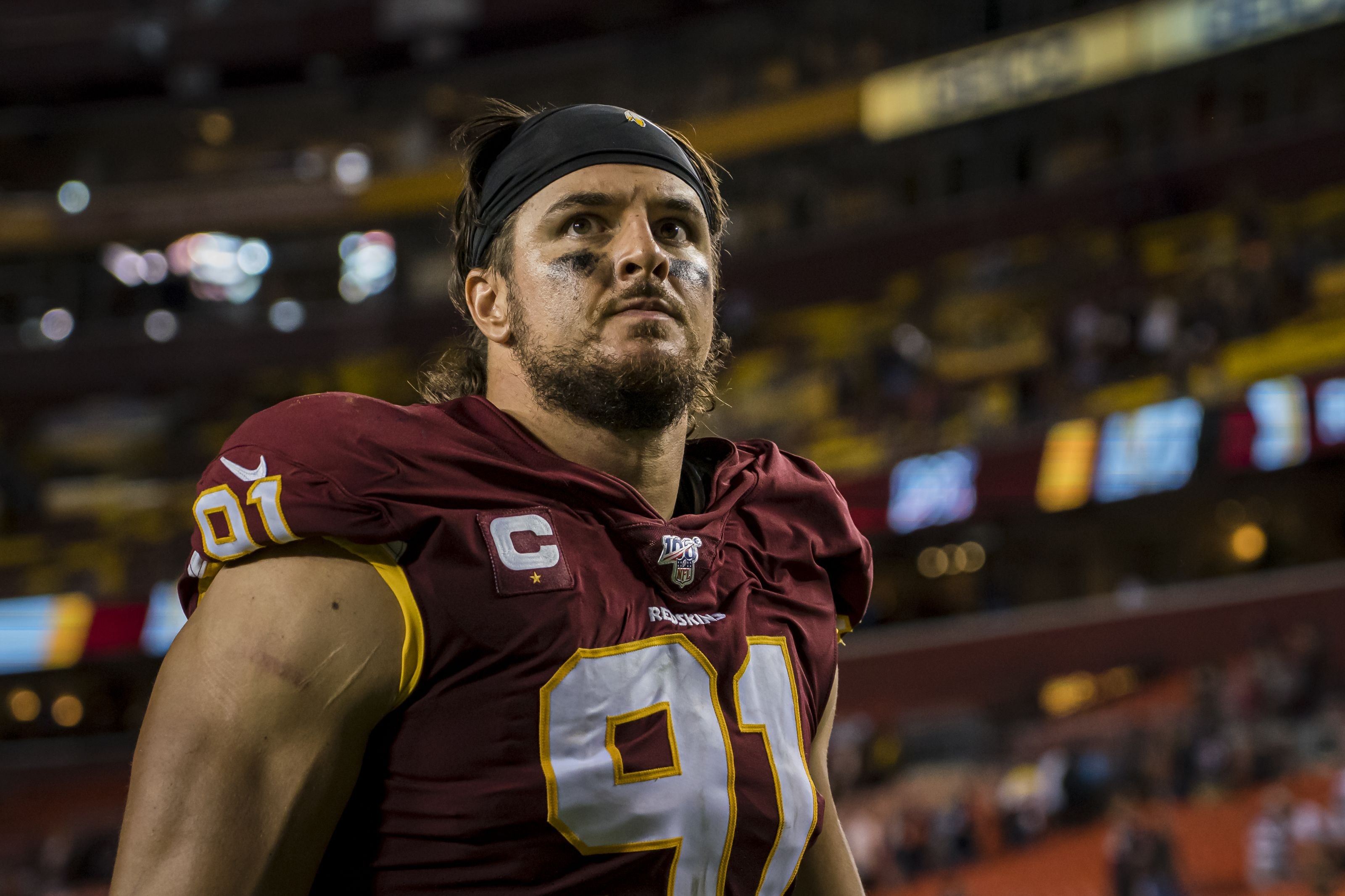 Redskins place EDGE Ryan Kerrigan on IR, sign TE Caleb Wilson