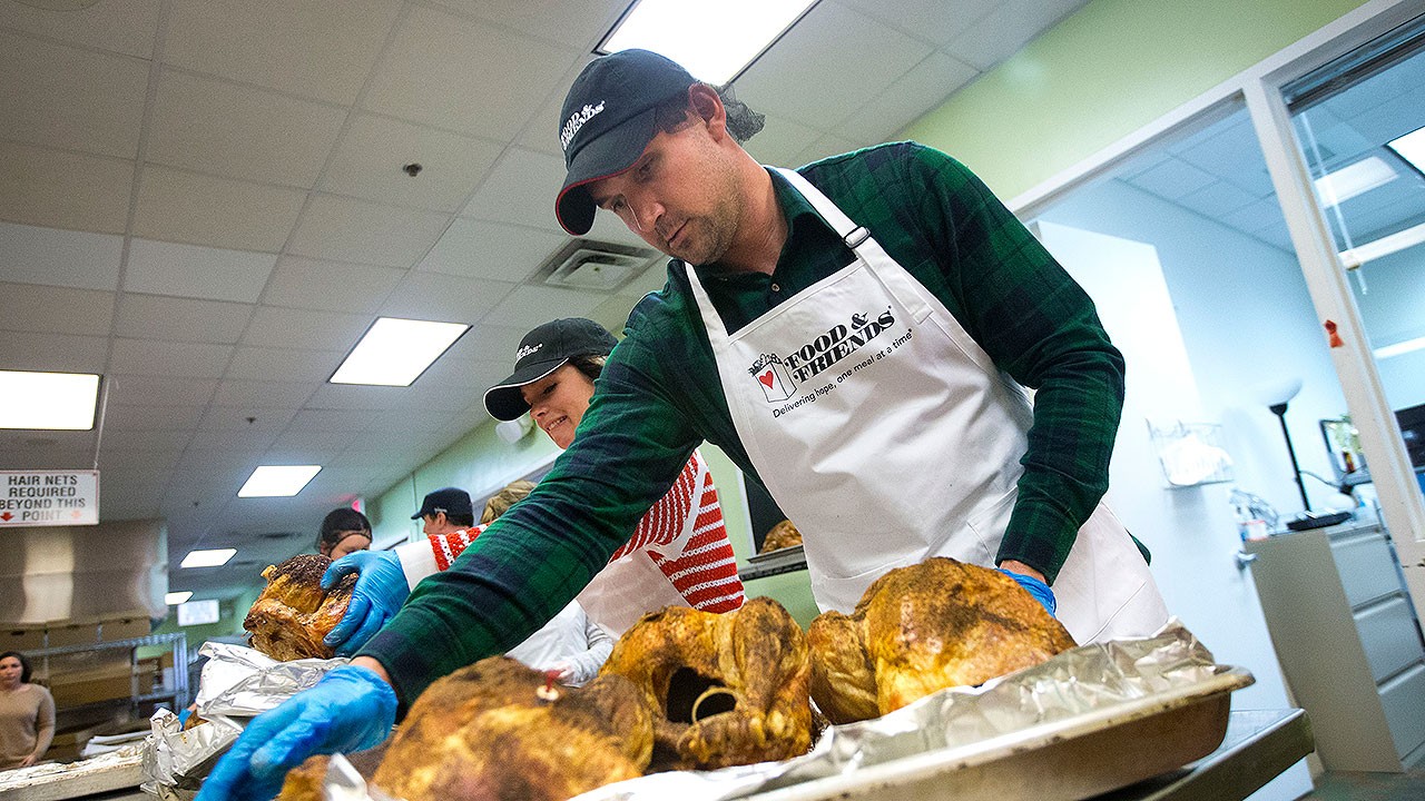 Zimmerman volunteers at Food & Friends