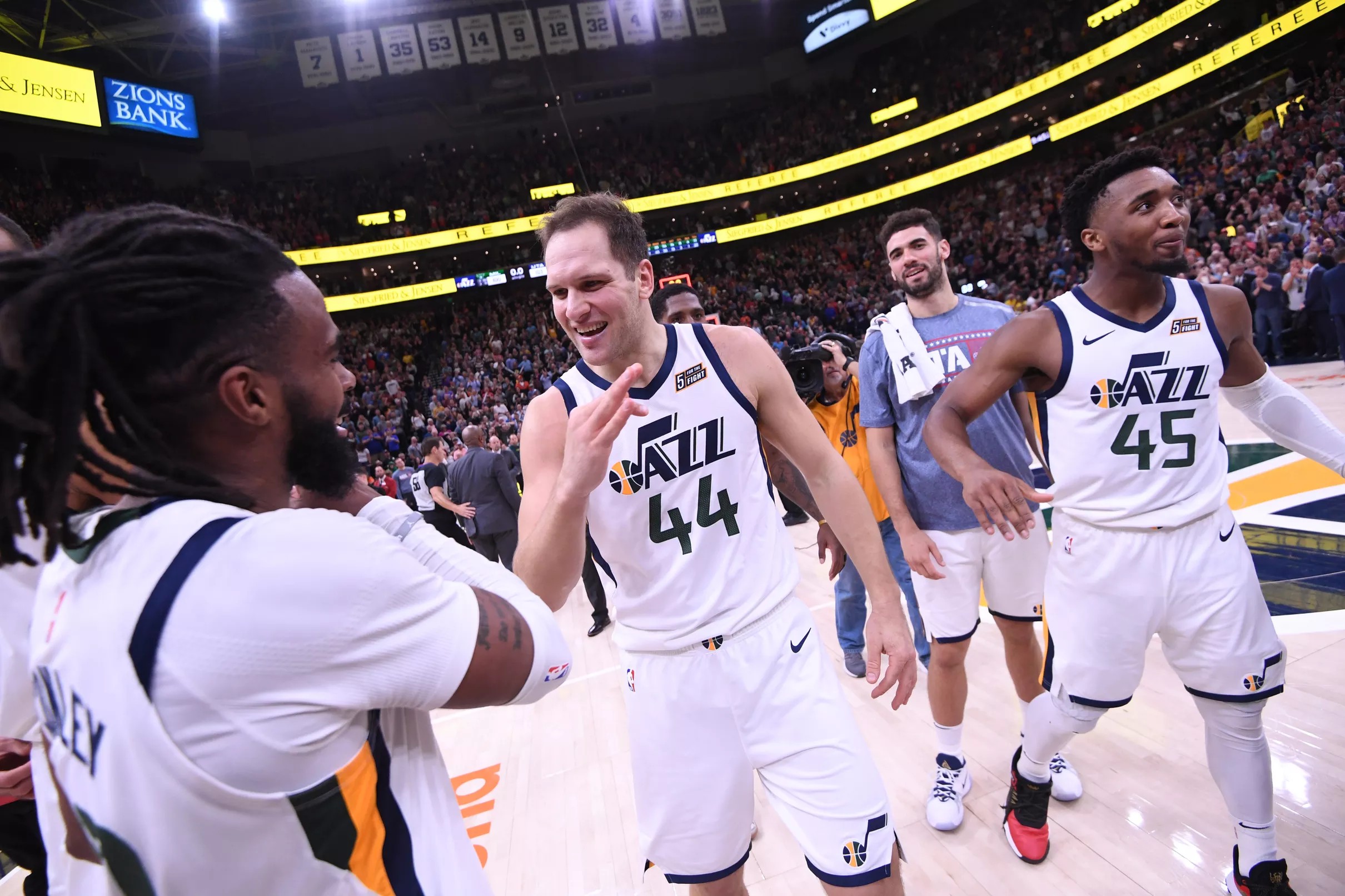The Utah Jazz go for another win against the Bucks in Milwaukee