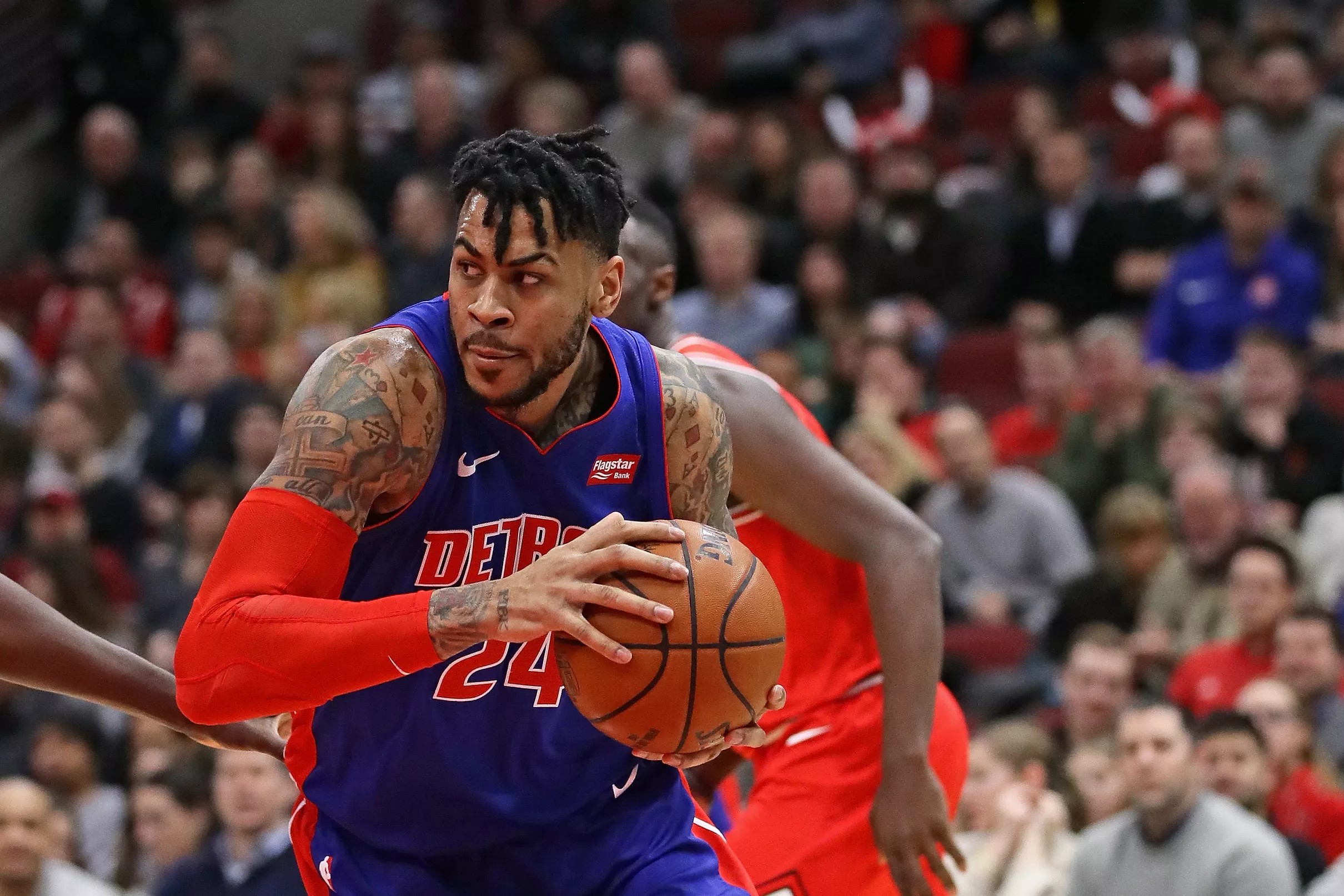 Report: Raptors sign Eric Moreland to partially guaranteed deal