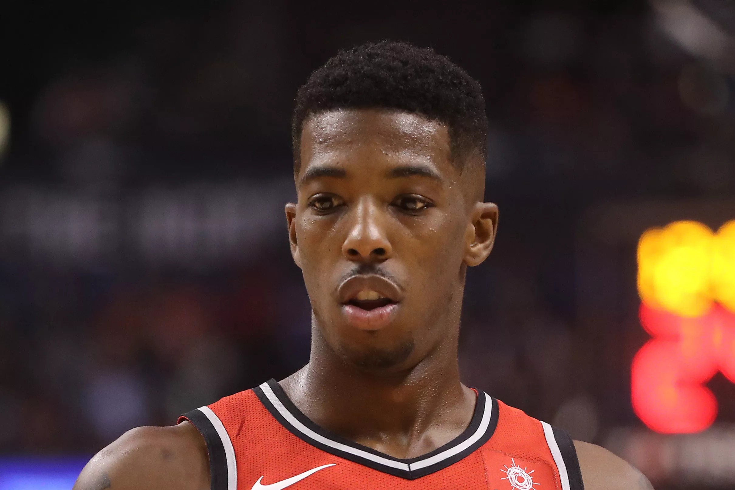 Delon Wright suffers dislocated shoulder, no timetable for return