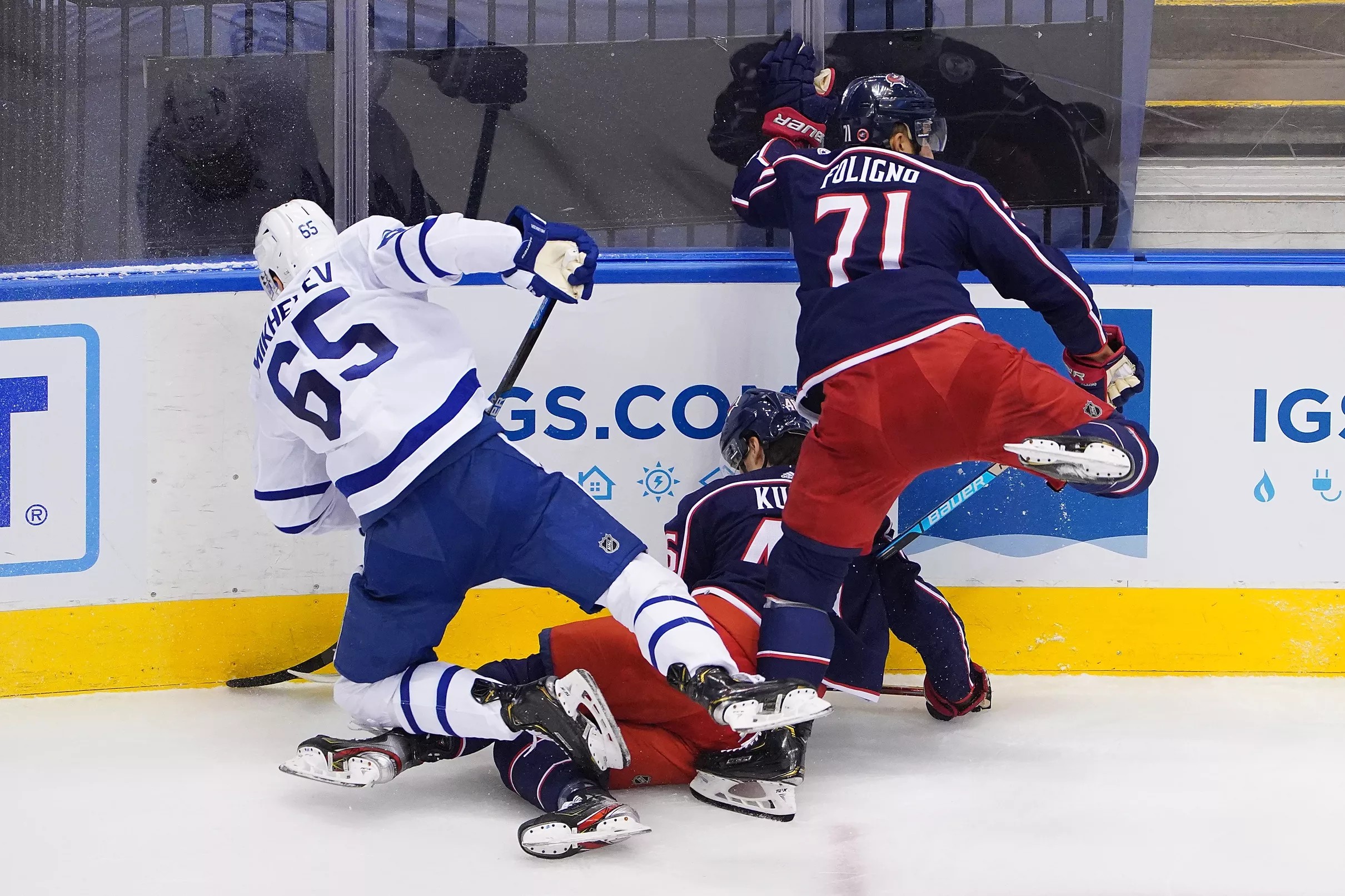 FTB: Toronto Maple Leafs rookies start hockey season this week and more ...