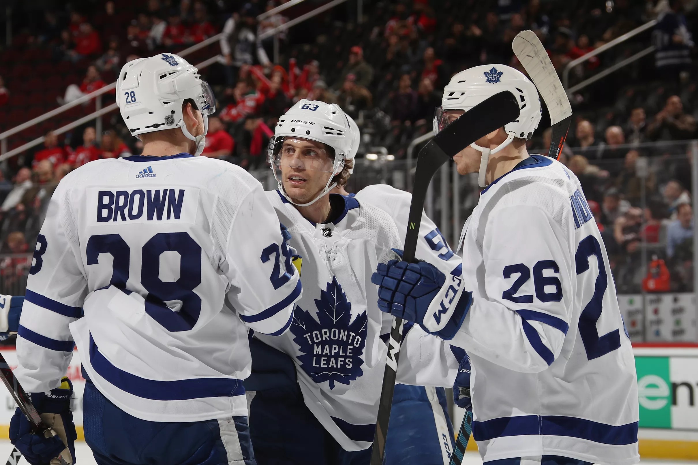 Tyler Ennis out with a broken ankle