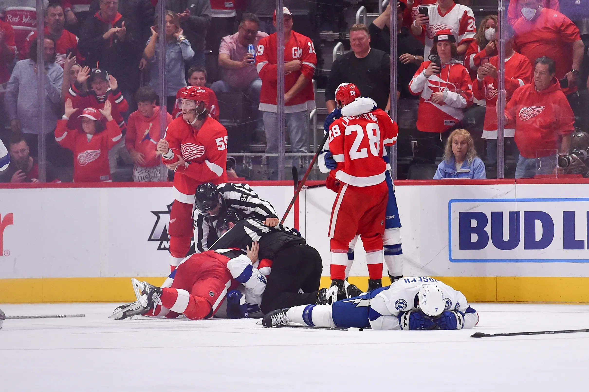 Lightning Round: Joseph and Larkin put their row behind them