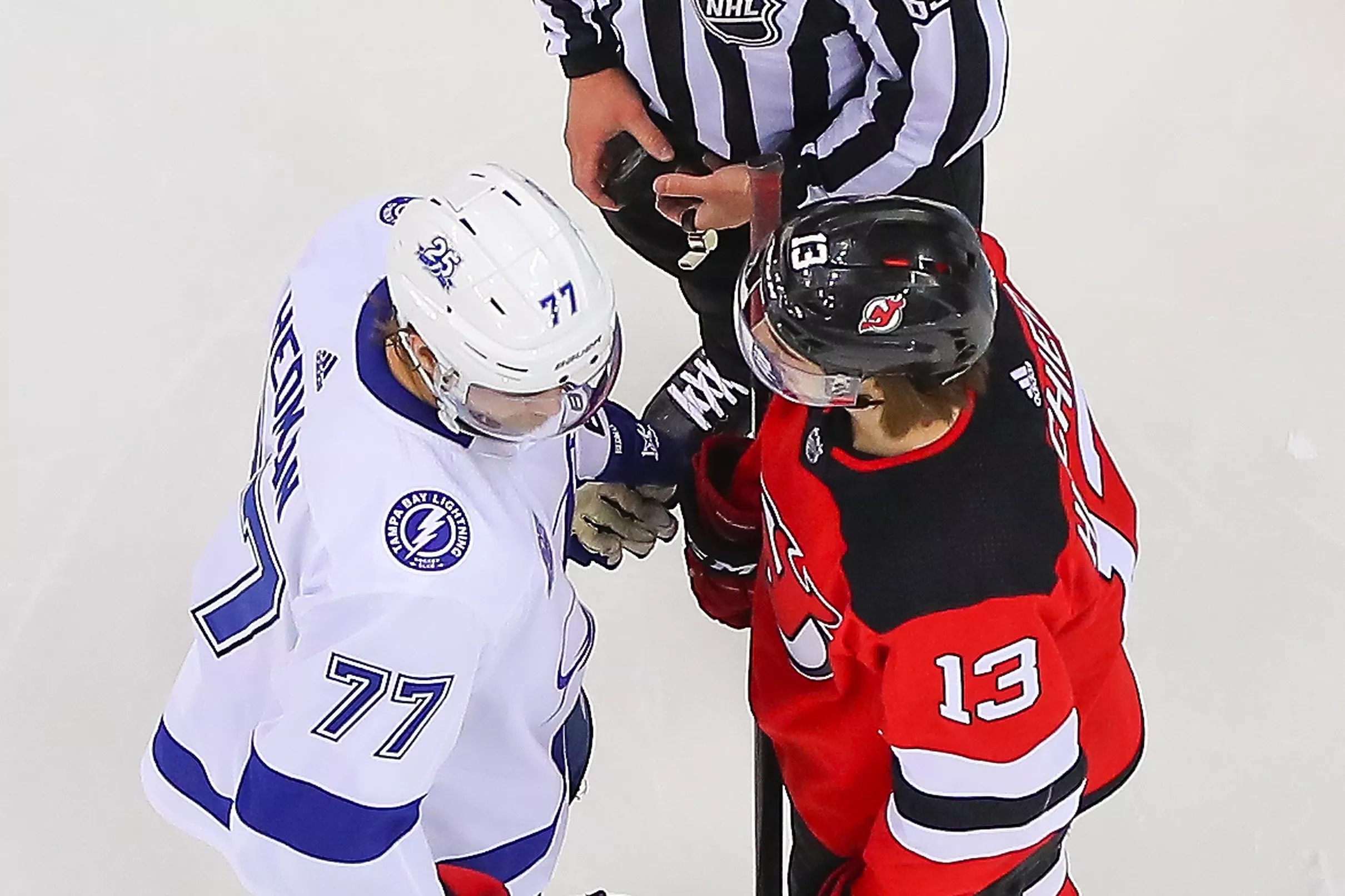 When is it appropriate to apologize for a cup check?