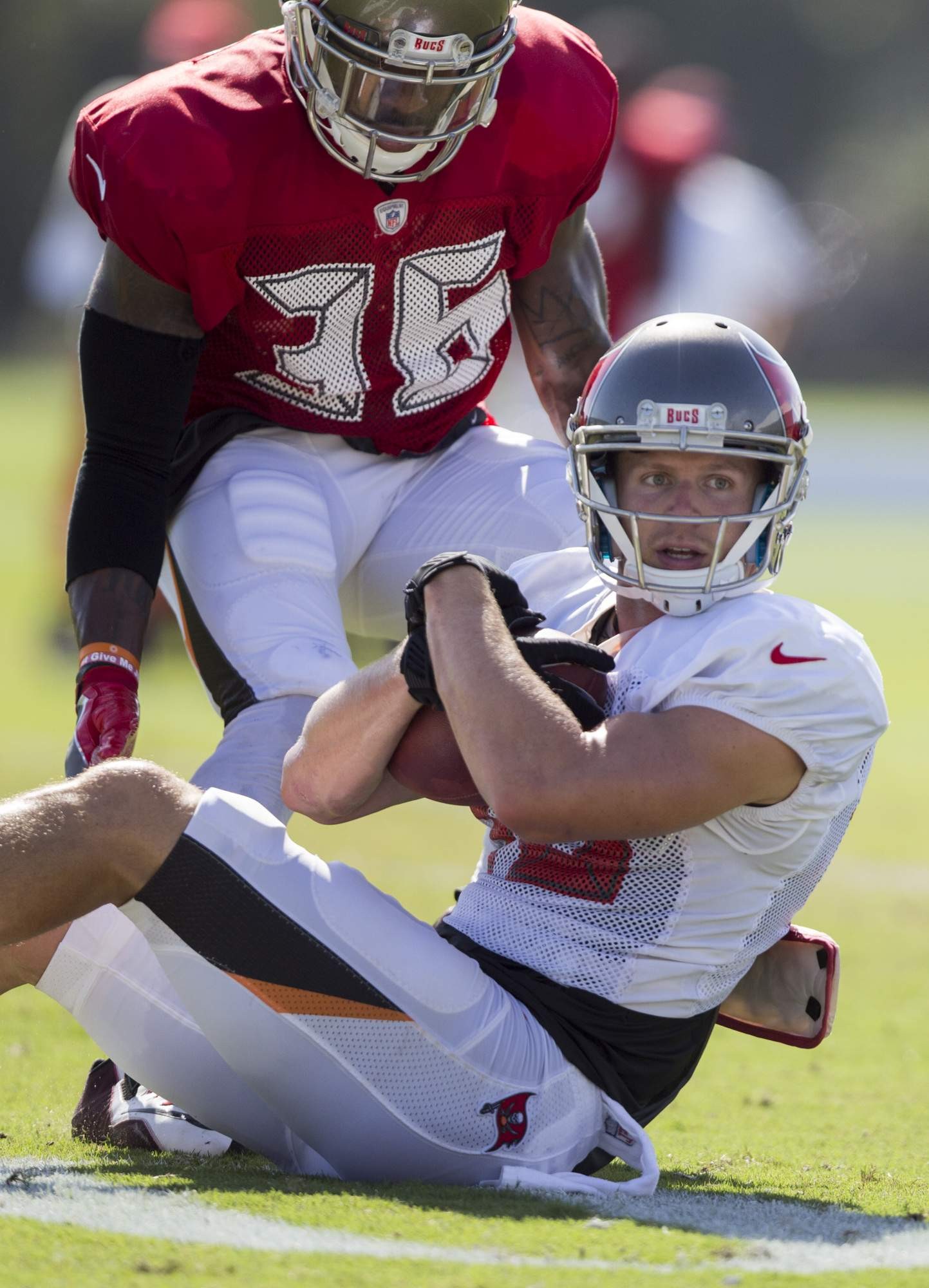 Bucs place second-round tender on Adam Humphries, re-sign LB Adarius ...