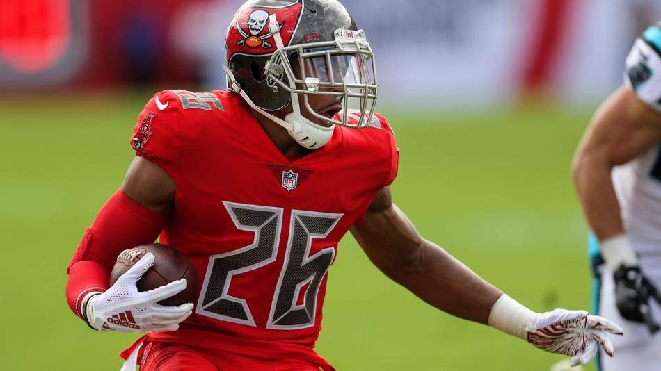 Panthers-Bucs by the numbers: Carolina giveth and Tampa Bay taketh away