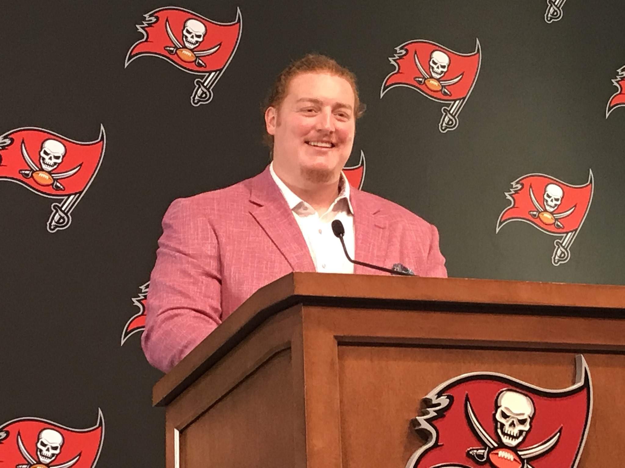 New Bucs center Ryan Jensen says he will always play with a chip on his ...