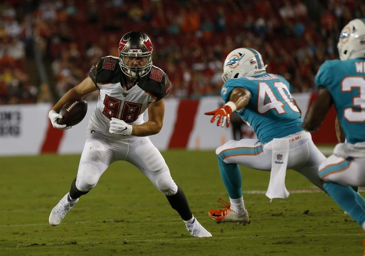 Bucs tight end Tanner Hudson trying to show he’s worth a final roster spot