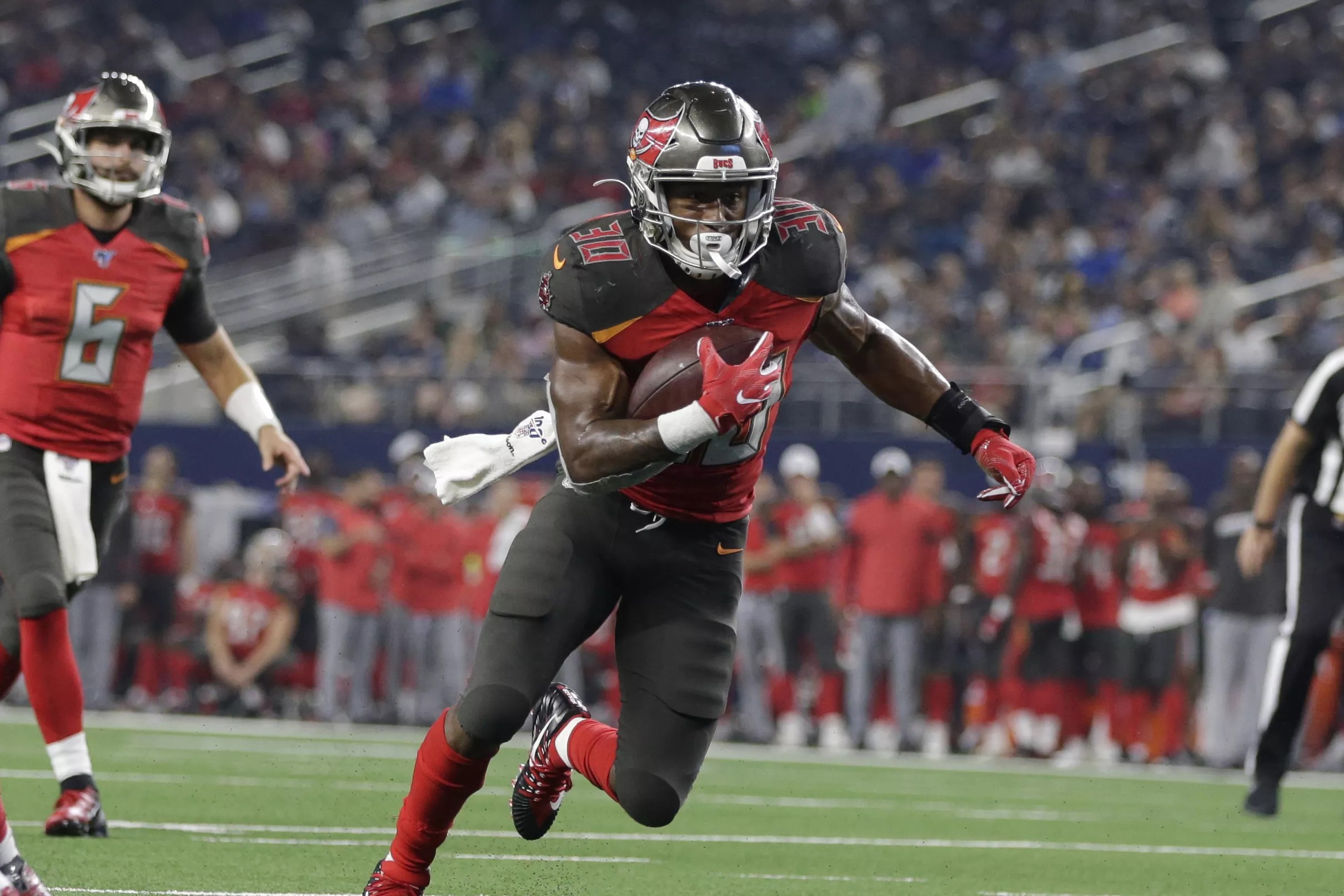 Bucs announce signings to the practice squad