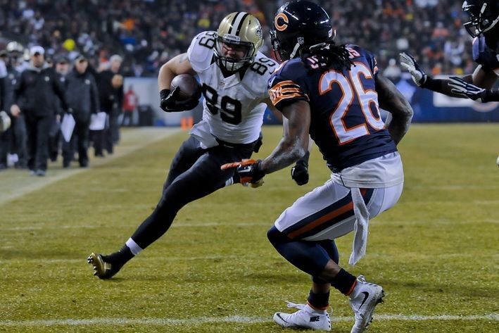 Tim Jennings visiting Buccaneers