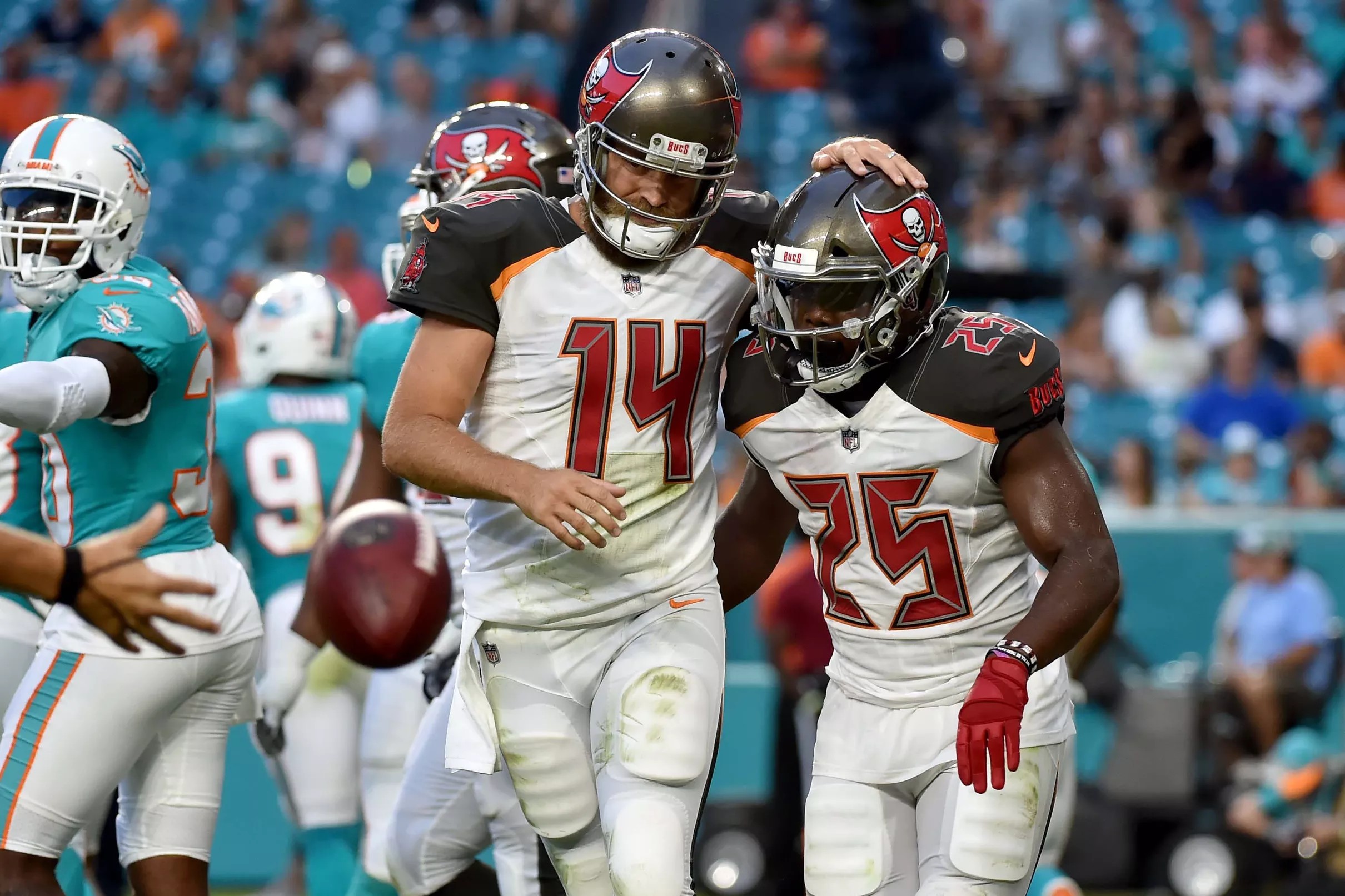 Bucs offense plays well in preseason victory at Miami