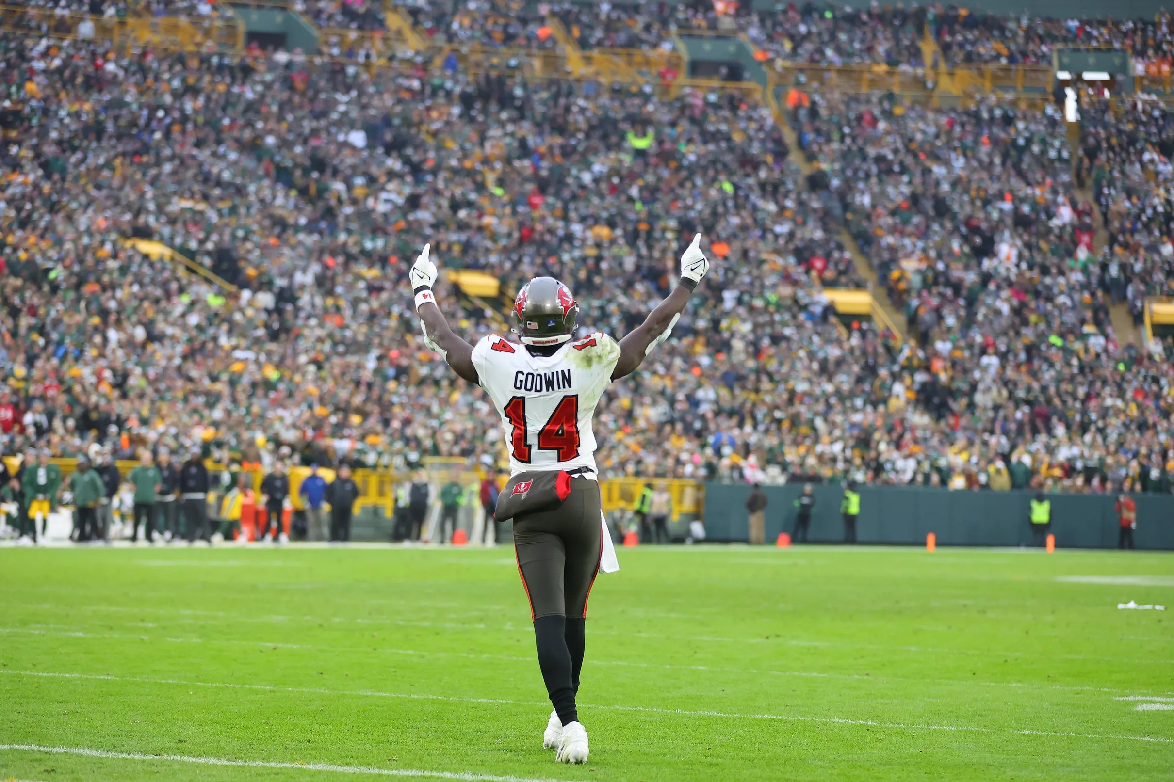 It’s time for the Bucs’ offensive line to carry the team