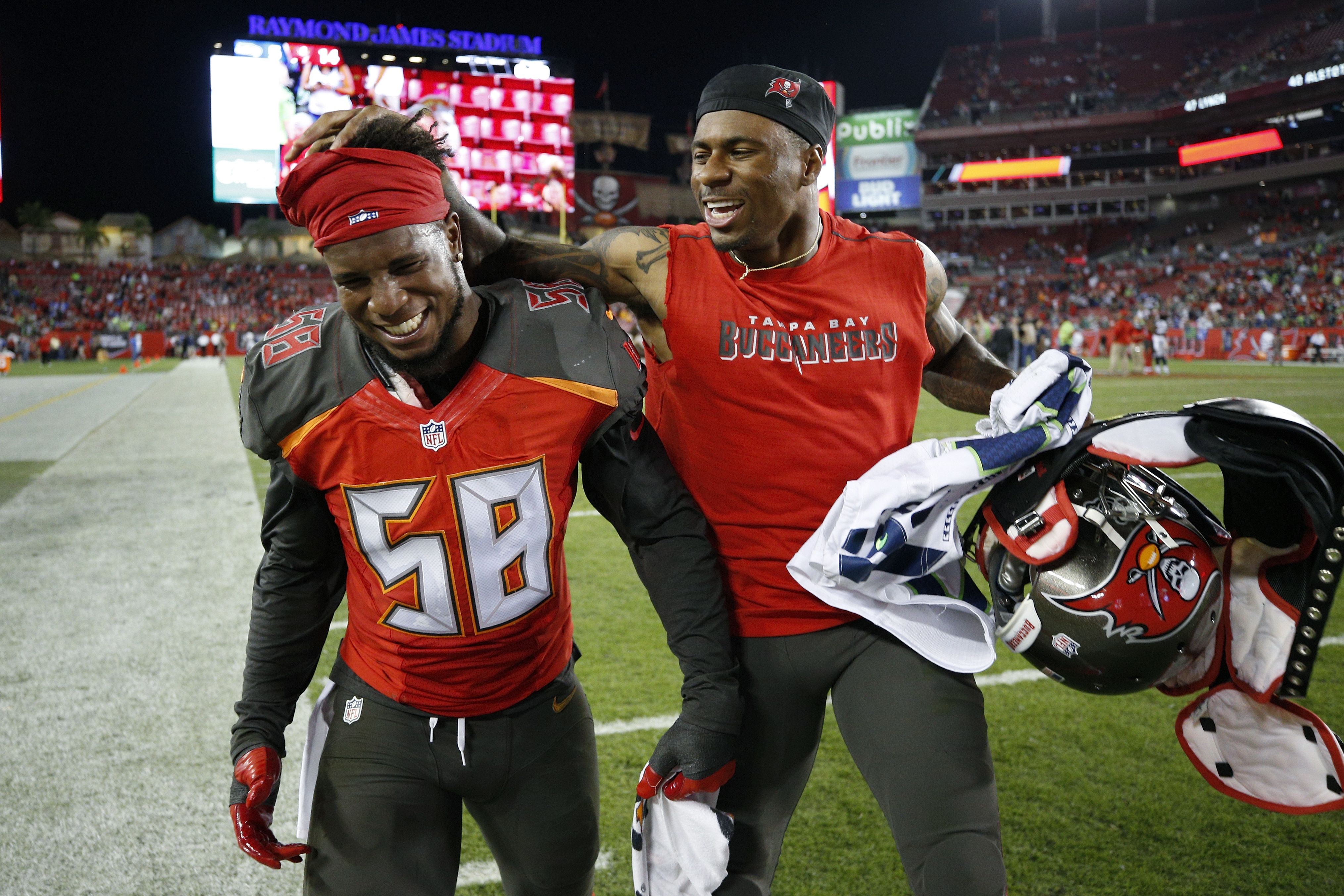 Report: Tampa Bay Buccaneers offer Kwon Alexander long-term deal